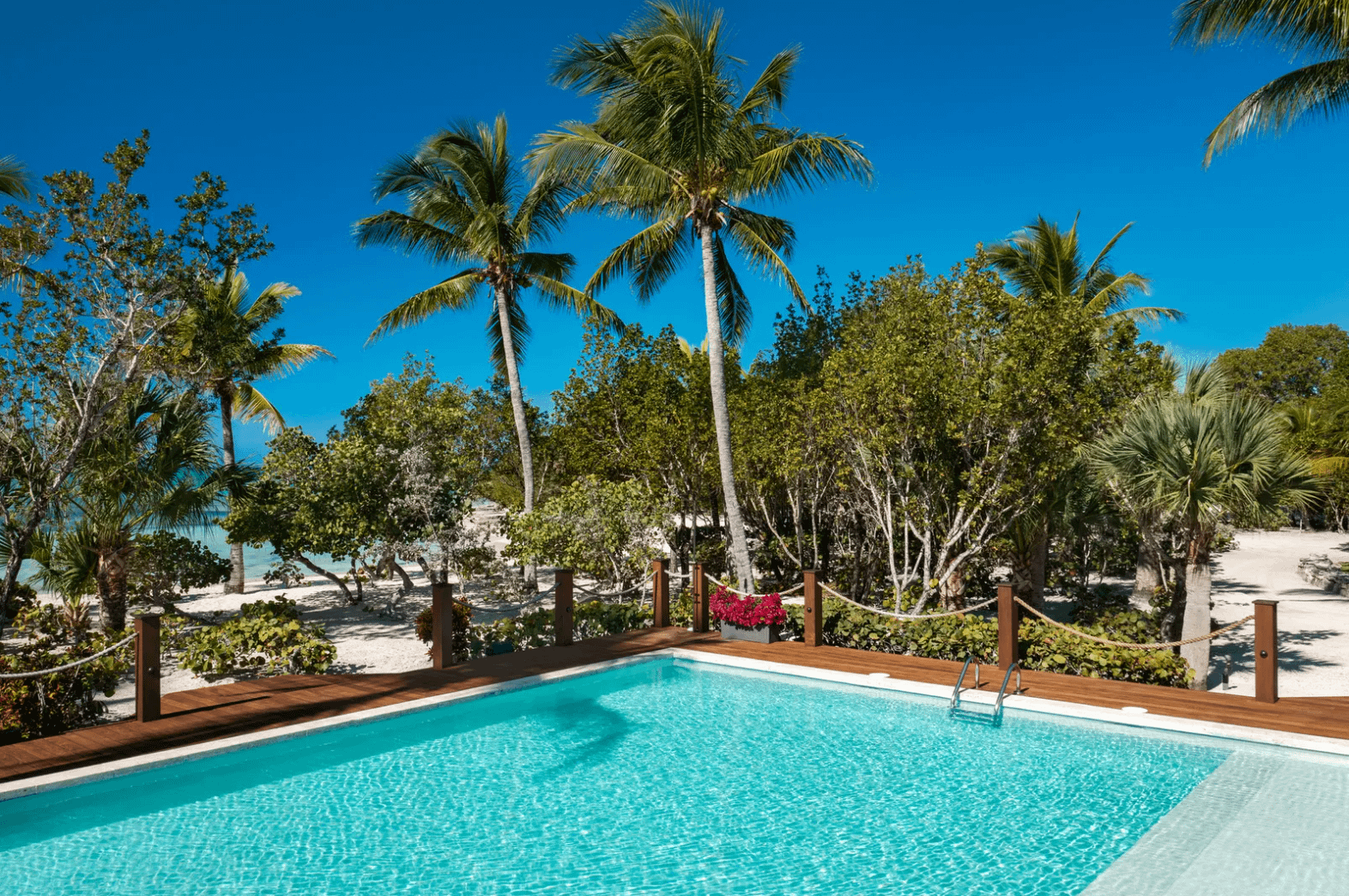 Bruce Willis' Former Residence on Parrot Cay, Turks & Caicos– Icon ...